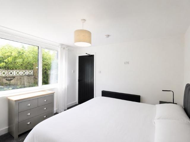 house for rent in Red Hall Chase, Leeds, LS14 1NR