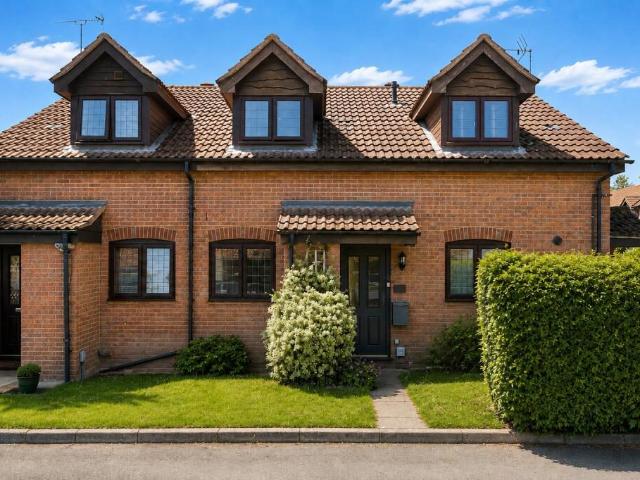 house for rent in Regent Close, AL4 9TR