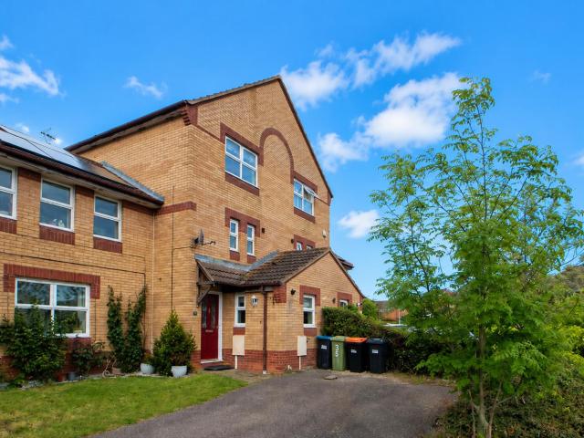 house for rent in Rhodes Place, Oldbrook, Milton Keynes, MK6