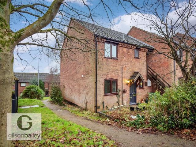 house for rent in Riverdale Court, NR13 5AE