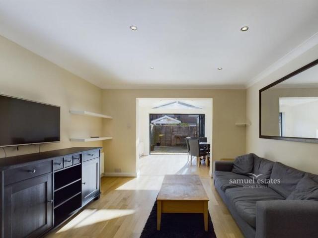 house for rent in Riverdale Drive, SW18 4UR