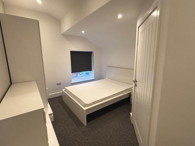 house for Rent in Room Two, Douglas Street, St Helens