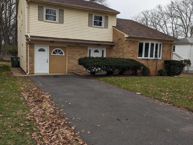 House for Rent in Roselle, New Jersey, Ref# 202073158