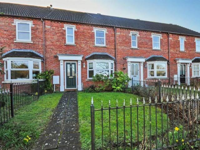 house for rent in Rosewood Crescent, CV32 7UN