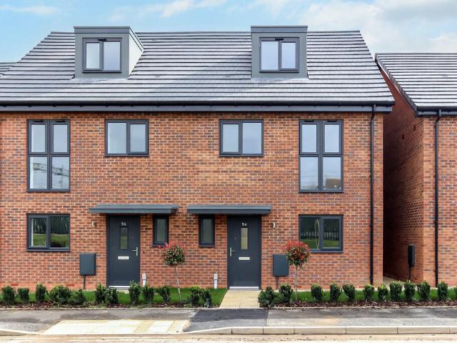 House for rent in Roundhouse Way, Wellingborough united kingdom