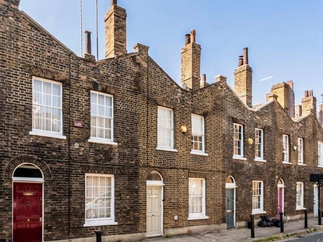 house for rent in Roupell Street, London, SE1 8SP