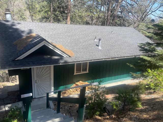House for Rent in Running Springs, California, Ref# 202084612