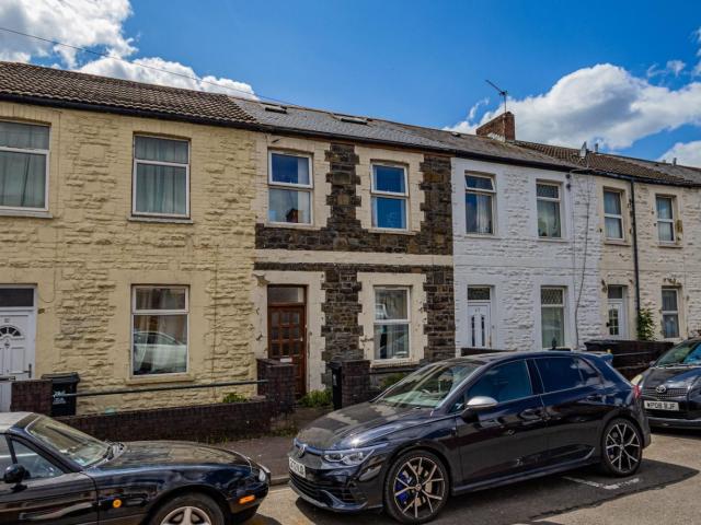 house for rent in Russell Street, Cardiff, CF24 3BG