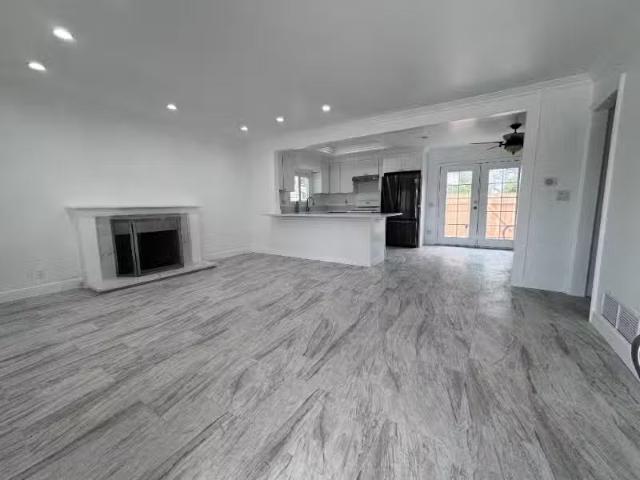 House for rent in Santa Ana 4422 Oakfield Ave
