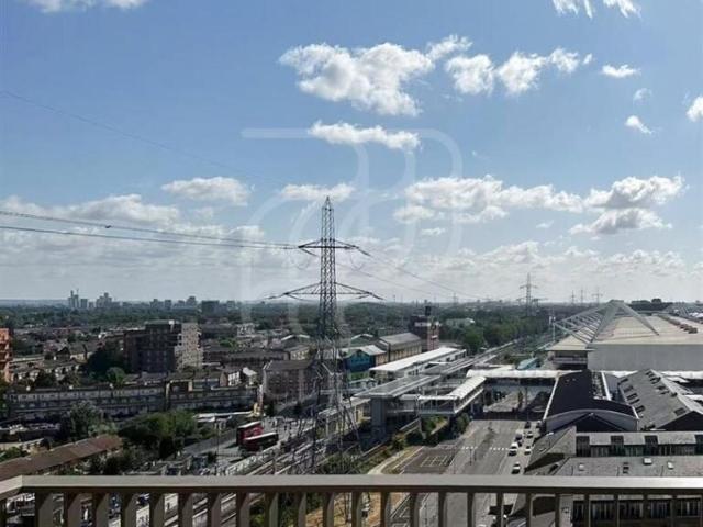 house for rent in Seagull Lane, E16 1DB