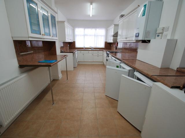 house for rent in Sevington Road, Hendon, NW4
