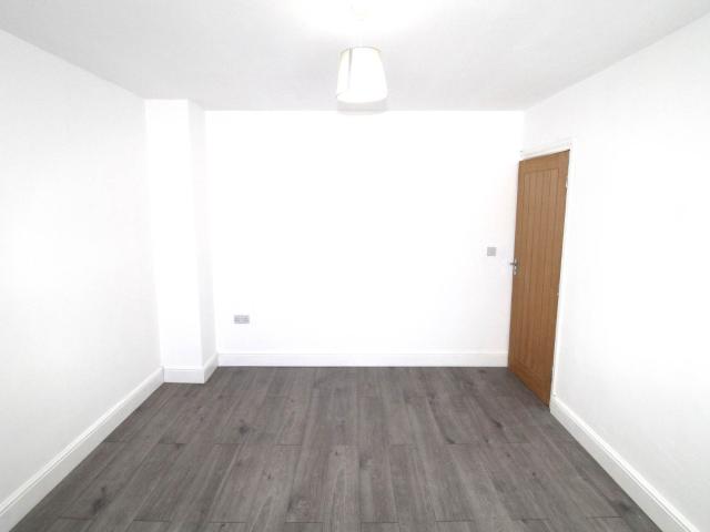 house for rent in Shakespeare Avenue, Hayes