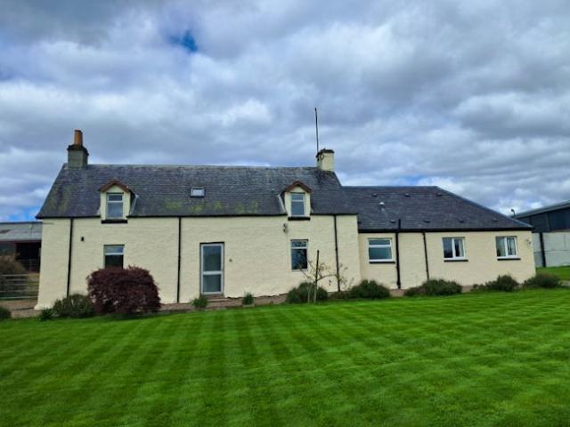 house for rent in Shanally Farmhouse Lintrathen Kirriemuir, Angus, DD8 5JE