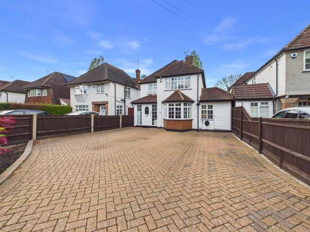 house for rent in Sharps Lane, HA4 7JQ