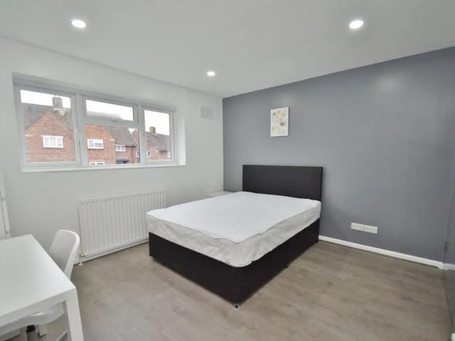 house for rent in Shepherds Road Winchester SO23 0NR