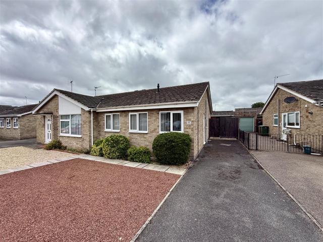 house for rent in Sint Niklaas Close, Abingdon