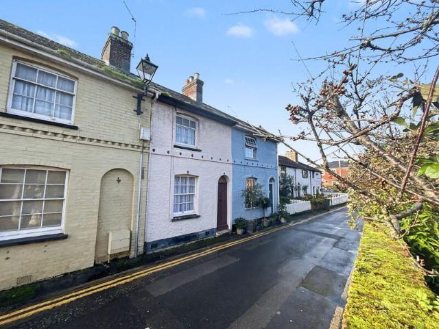 house for rent in Silver Street, BH23 1BT