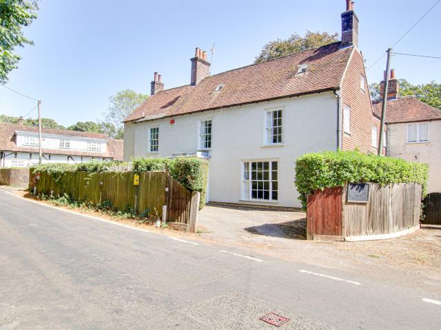 house for rent in soberton village, so32