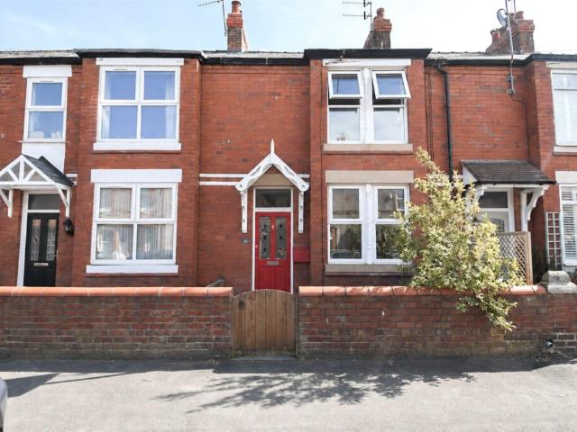 house for rent in South Road, West Kirby, Wirral, CH48 3HQ