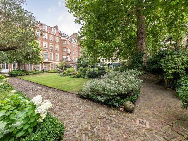 house for rent in South Street, Mayfair, W1K 1DG