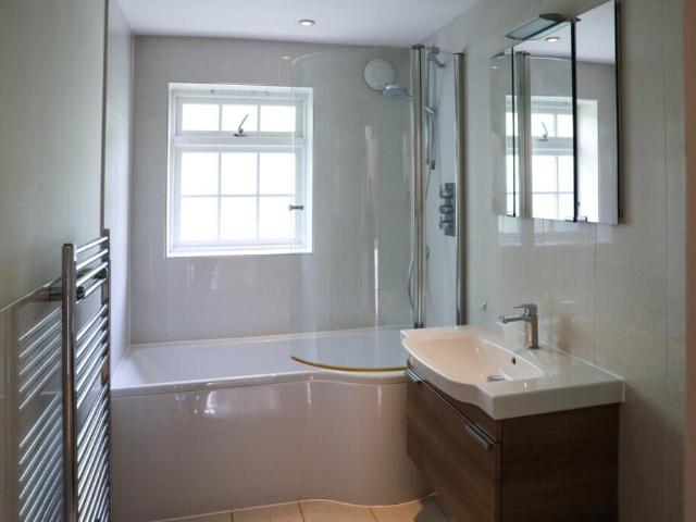 house for rent in Southwood Avenue, KT2 7HD