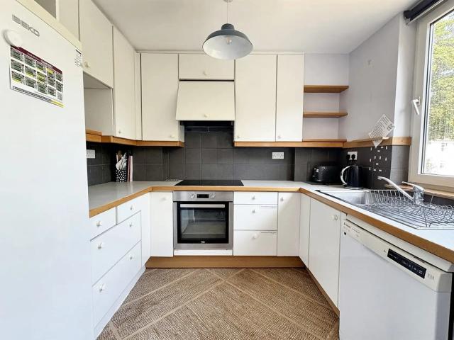 house for rent in Sparkford Close Winchester SO22 4NH