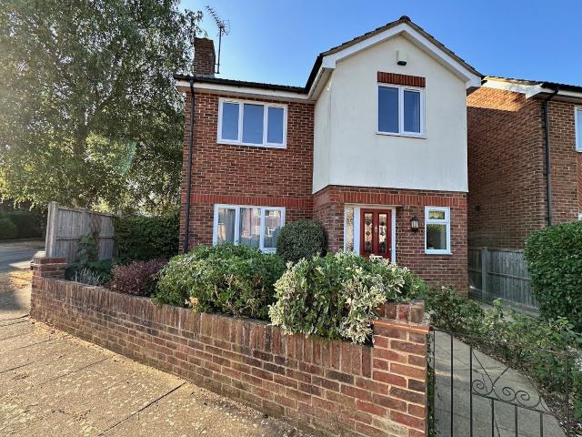 house for rent in St. Vincent Drive, St. albans, St. albans