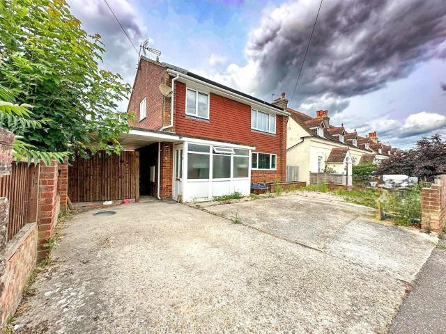house for rent in St. Andrews Road, Burgess hill, Burgess hill
