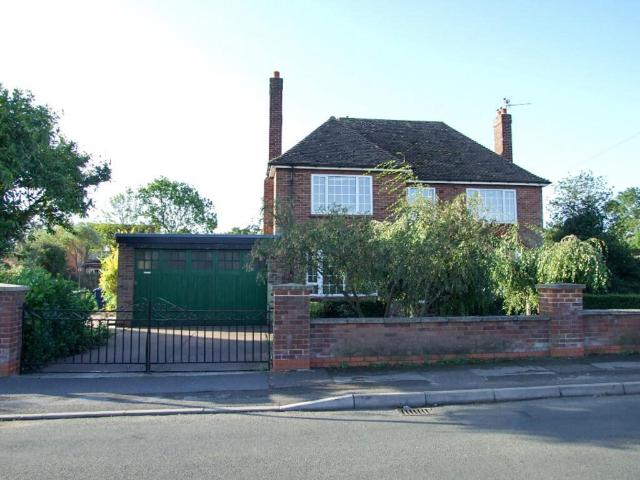 house for rent in St Martins Road, PE16 6JF