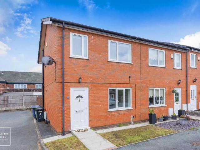 house for rent in St Richards Close, M46 0SG