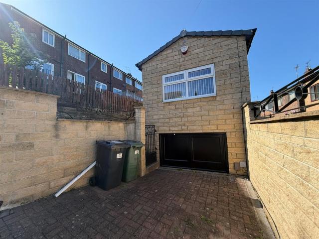 house for rent in Stott Terrace, BD2 2DX