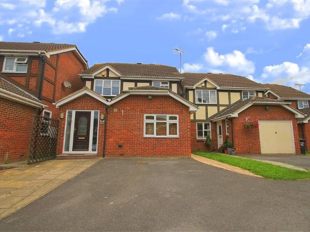 house for rent in Stonebridge Field, SL4 6PS
