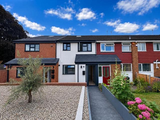 house for rent in Stonehouse Lane, B32 3EA