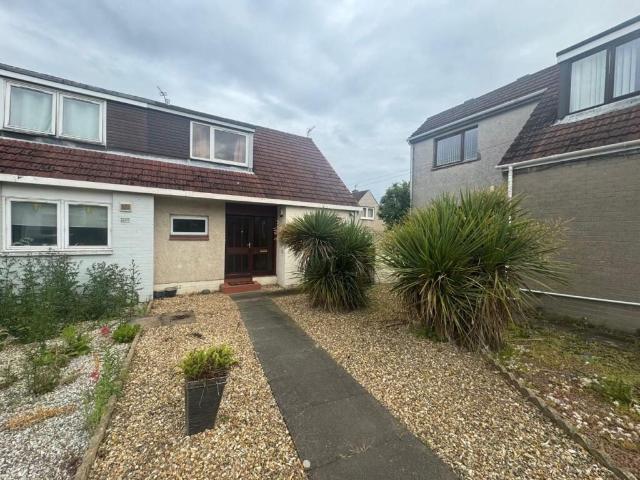 house for rent in Stoneybank Grove, EH21 6HF