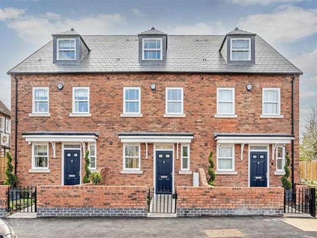 house for rent in Station Road, B93 0HL