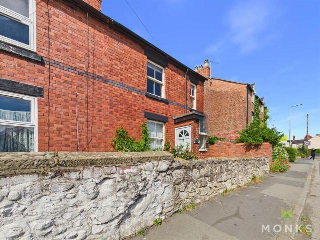 house for rent in Station Road, SY11 4BU