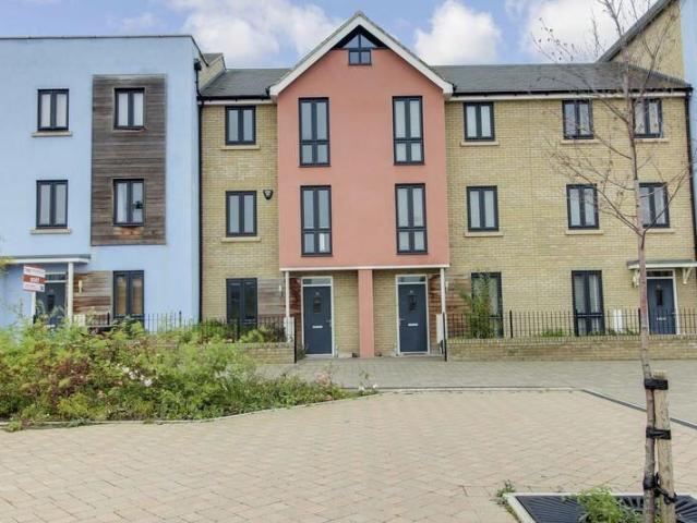house for rent in Station Square, PE19 6GX