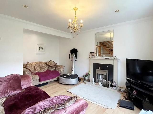 house for rent in Staverton Walk Blandford Forum DT11 7TN