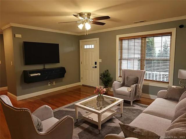 House for Rent in Stratford, Connecticut, Ref# 201979725
