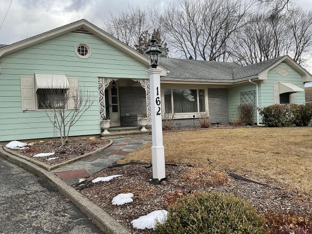 House for Rent in Stratford, Connecticut, Ref# 202078279