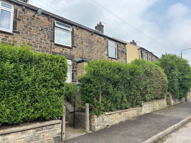 House for rent Jubilee Street  New Mills. SK22