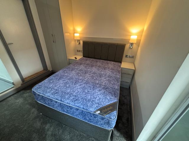 House for rent Kennerley Road SK2