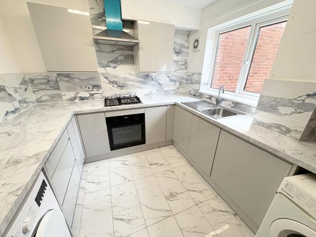 House for rent Kenneth Square, Salford, M7
