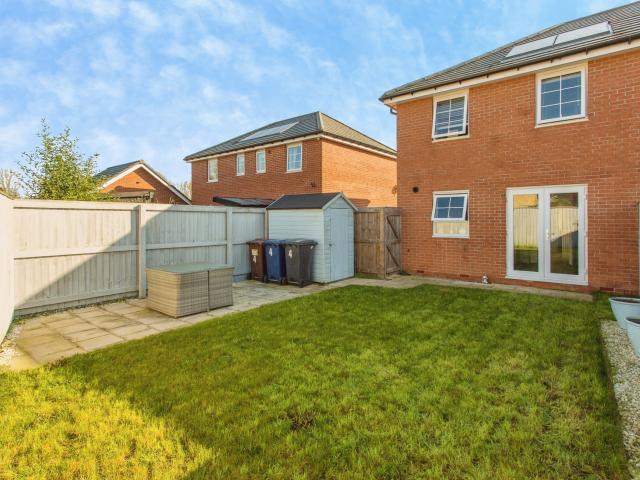 House for rent Roadtrain Avenue, Leyland