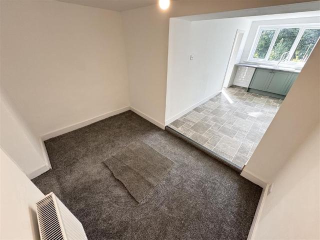 House For Rent Swansea Road, Pontardawe