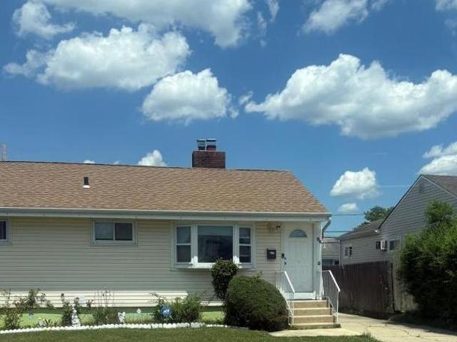 house Freeport NY DS103424887