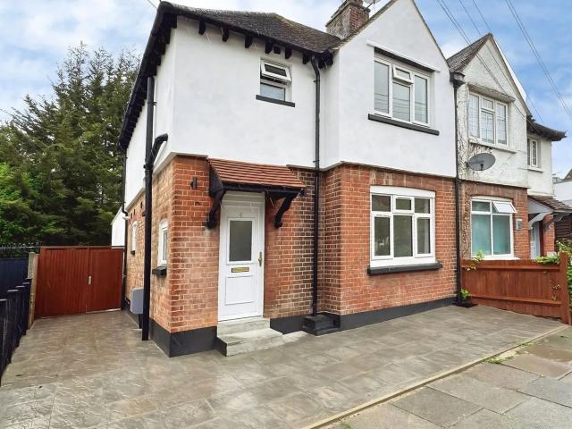 house Glebe Road, Stanmore, HA7