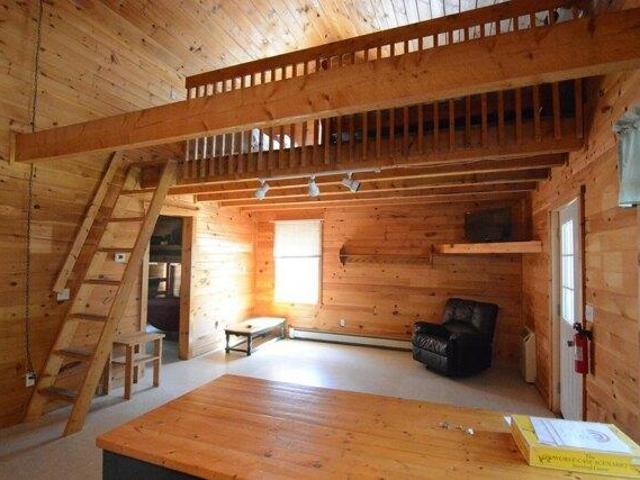 house Grand Isle ME ES104235444
