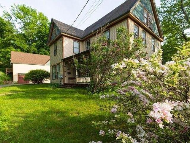 house Hallowell ME ES104907346