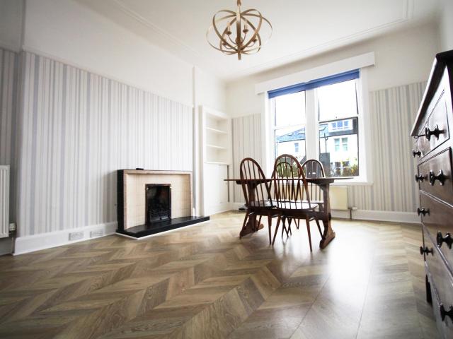 house Harelaw Avenue, Muirend, Glasgow, G44 3HZ